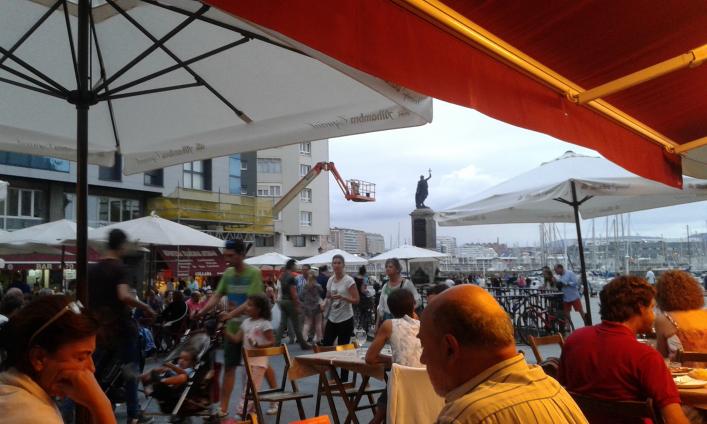 Terraza en la Plaza, GIJON (Asturias)