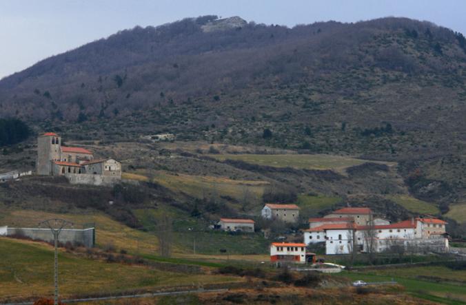 Vista del pueblo, LARUMBE (Navarra)