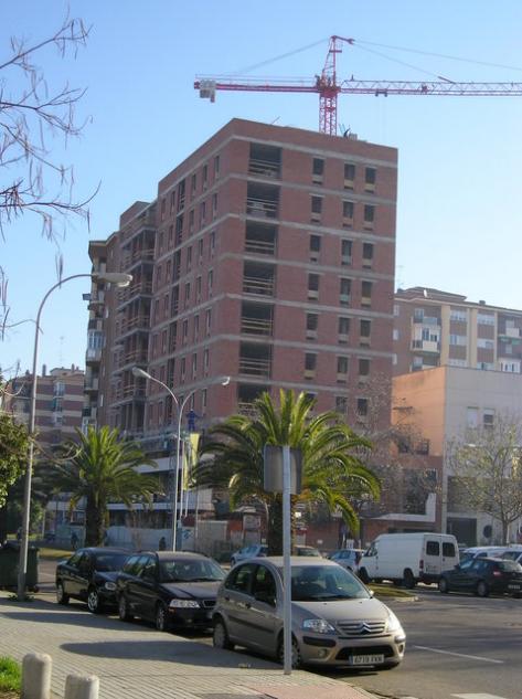Construccion de edificio, BADAJOZ