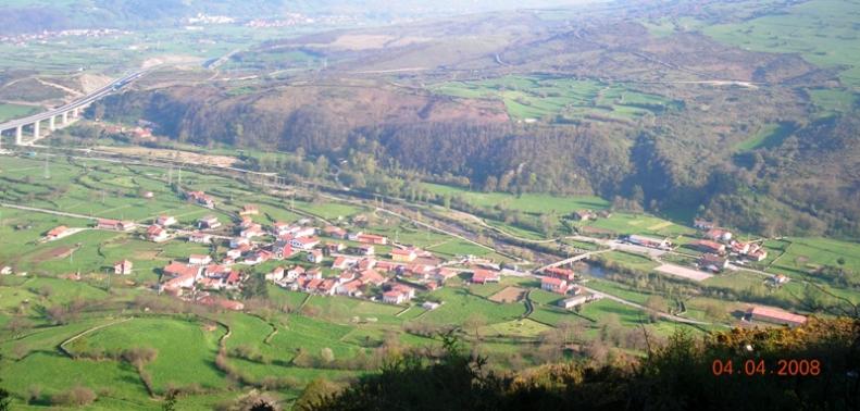 Escuelas de Valdeiguña ya casi en ruinas, COHIÑO (Cantabria)