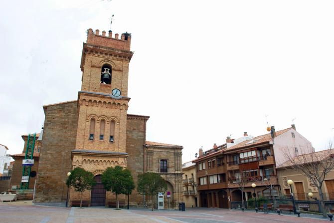 Plaza de la Iglesia, SESMA (Navarra)