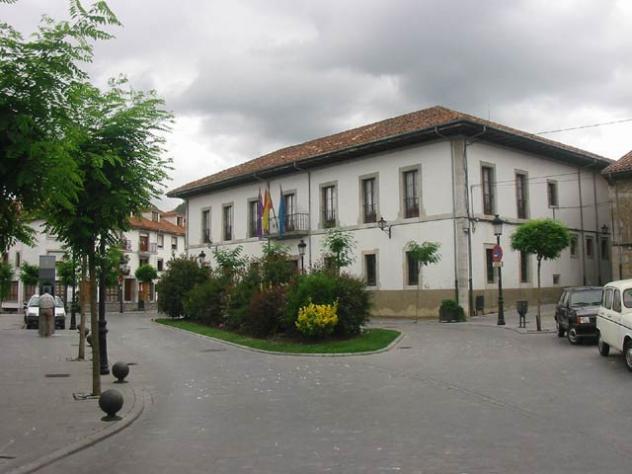 Ayuntamiento, PRAVIA (Asturias)