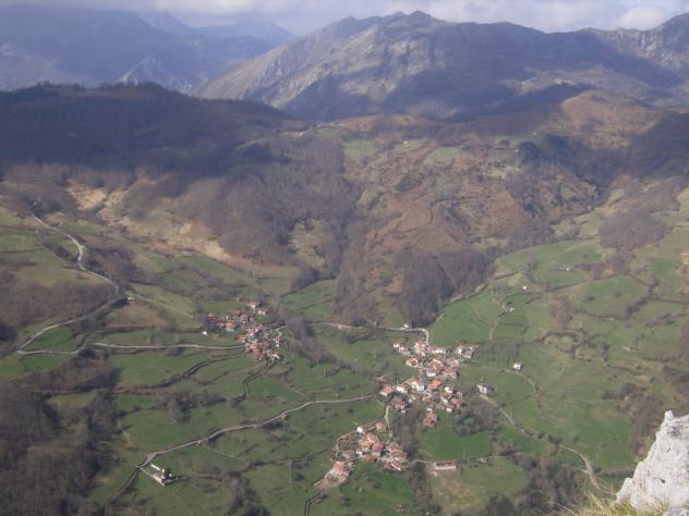 Viegu desde la peña salón, VIEGO (Asturias)