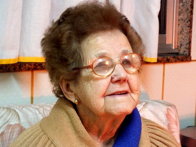 Maruja con noventa y cuatro años, CARDEO (MIERES) (Asturias)